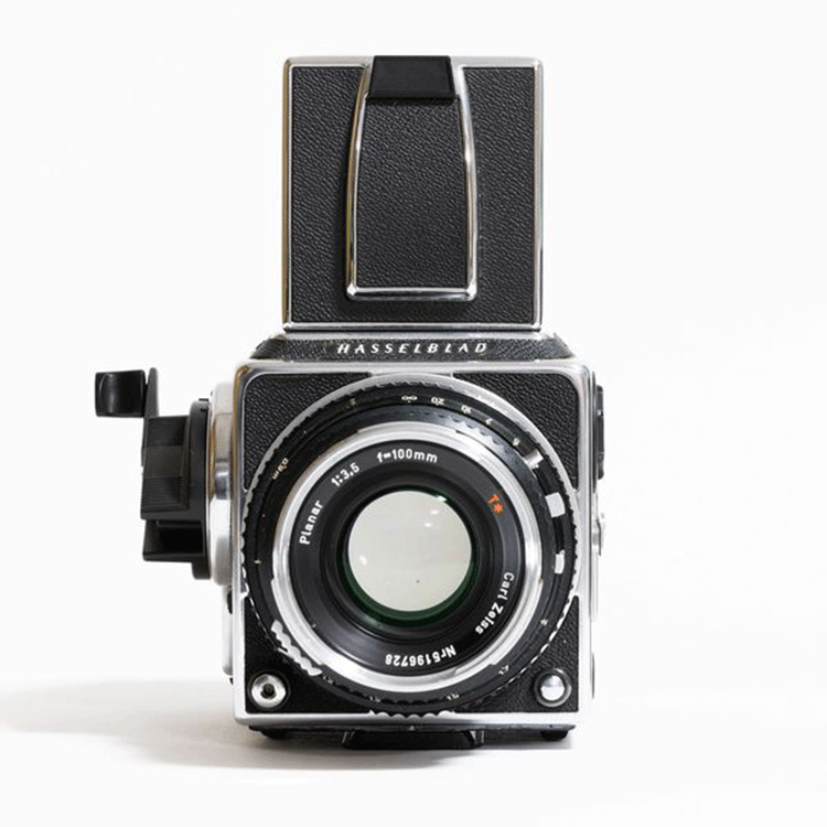 ウチヤマシンヤのカメラ語り Part.01「Hasselblad 503CXi」 | PicoN!