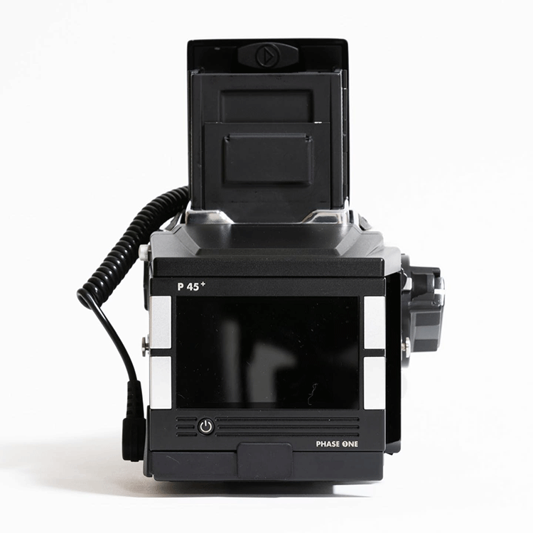 ウチヤマシンヤのカメラ語り Part.01「Hasselblad 503CXi」 | PicoN!